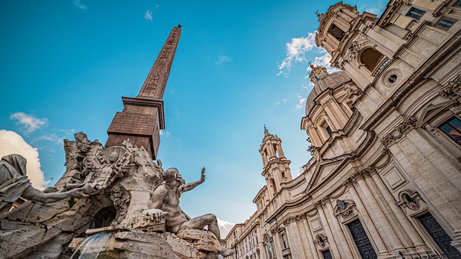 Best Piazzas | followourfootprints.com
